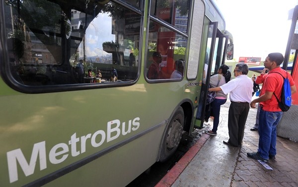 Nueva ruta de Metrobús operará entre el centro de Caracas y La Pastora