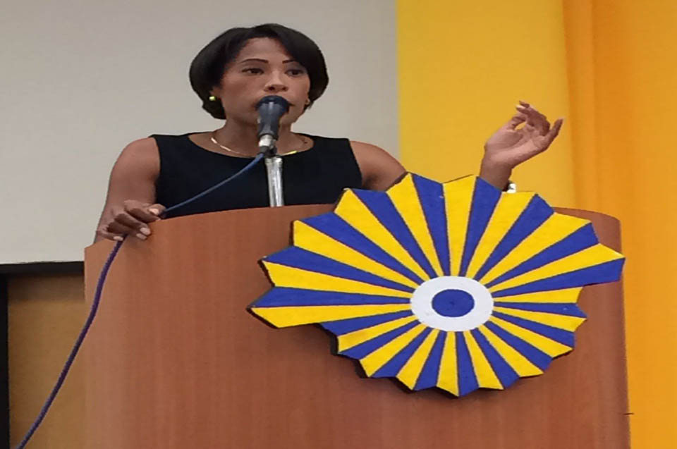 Thelma Fernandez: Diferencias entre el caso del Juez Paredes y el caso ...