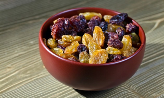 Conoce las ventajas de comer pasas | Confirmado