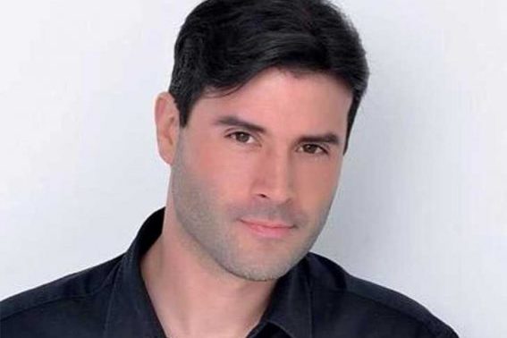 ¡Por fin! Jonathan Montenegro reunió a dos de sus hijas