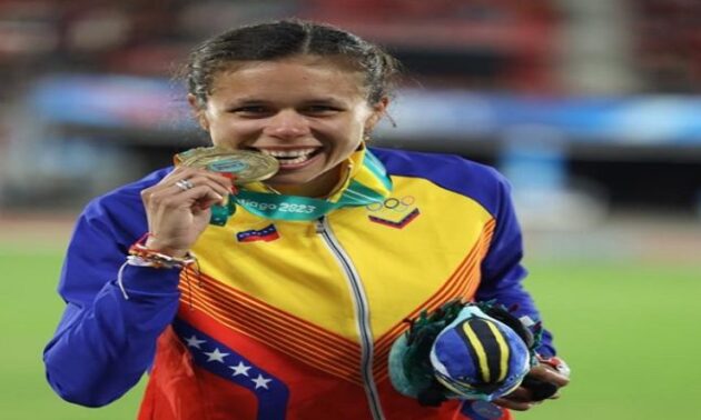 Nominada Joselyn Brea como “Mejor Atleta Femenina de América” Nominada Joselyn Brea como “Mejor Atleta Femenina de América”