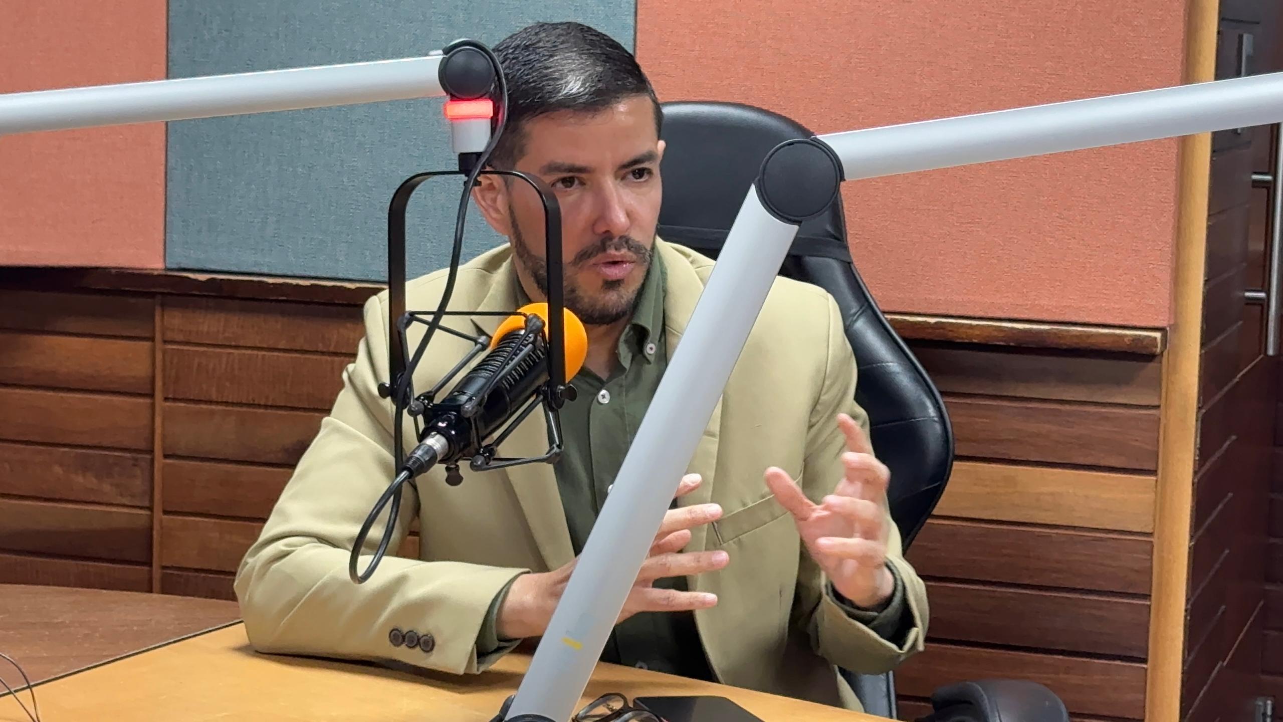 Jesús Yánez: La descentralización aliviaría la crisis en las regiones ...